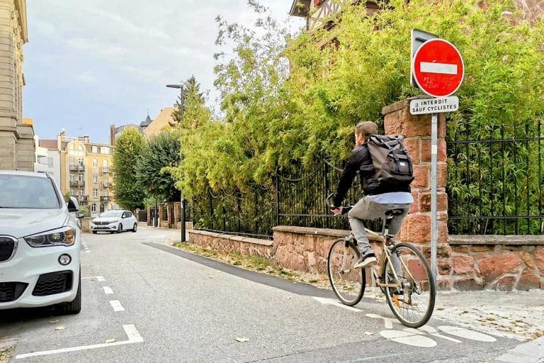 Le double sens cyclable : une solution pour favoriser la mobilité à ...