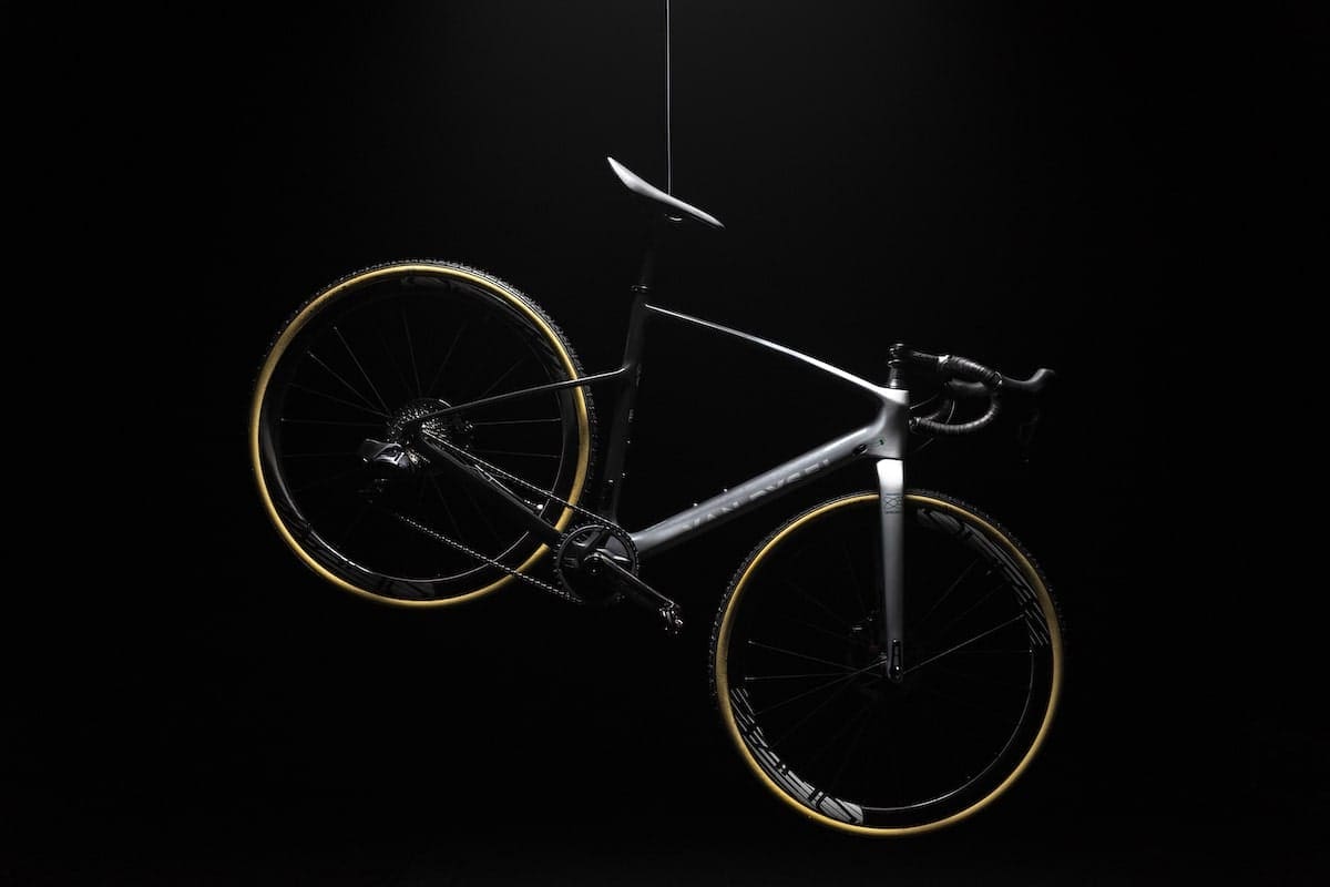 Nouveau Van Rysel RCX II Pro "North Star" : une édition très spéciale ...
